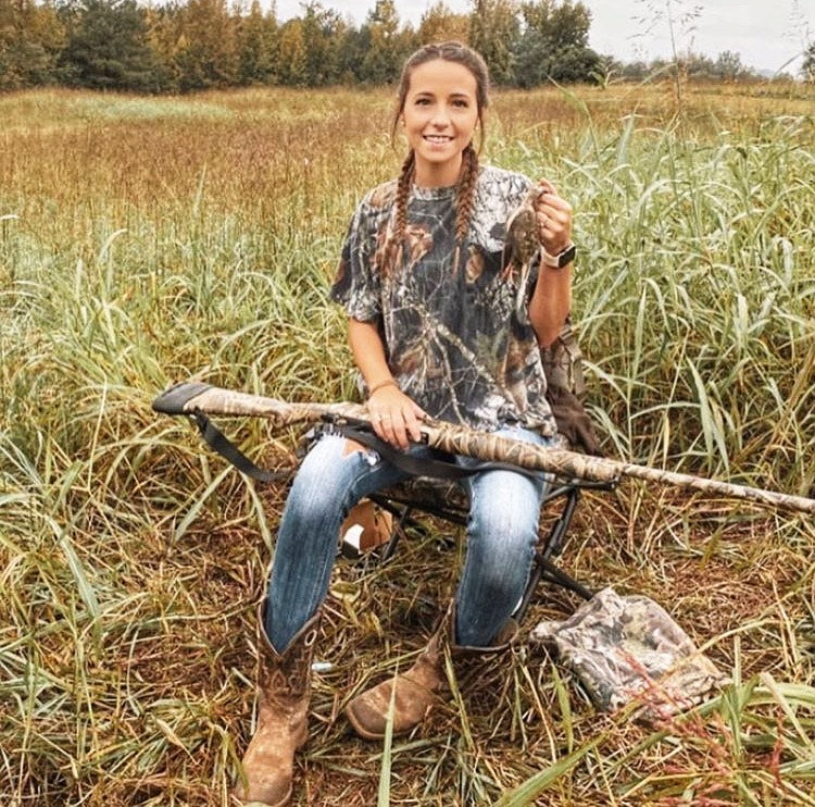 Huntress Reveals Very Touching Story – TLO Outdoors