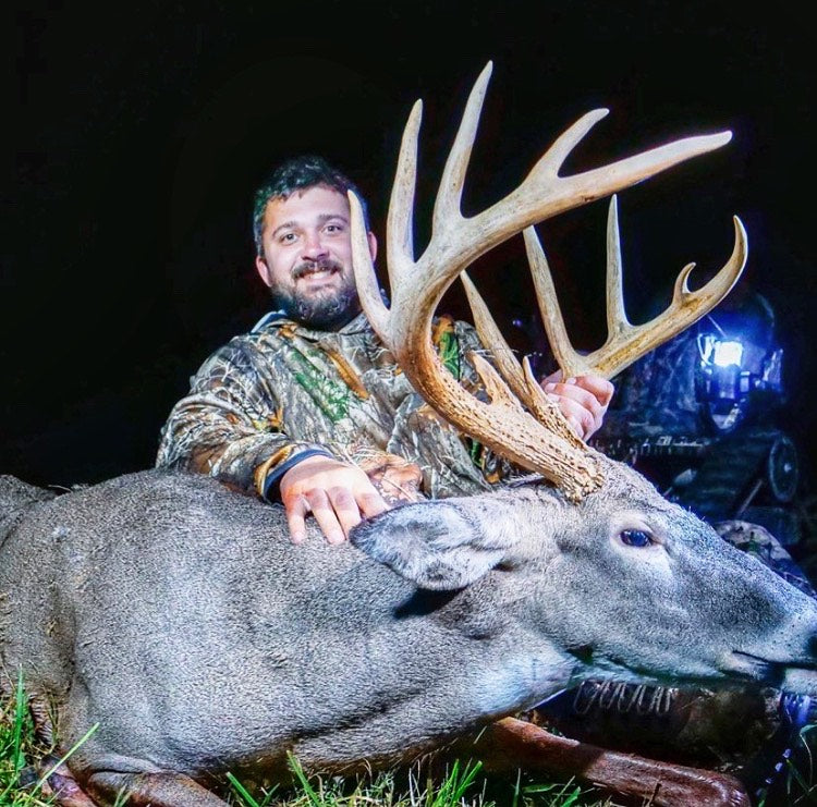 Clayton Wood Harvests Huge Buck – TLO Outdoors