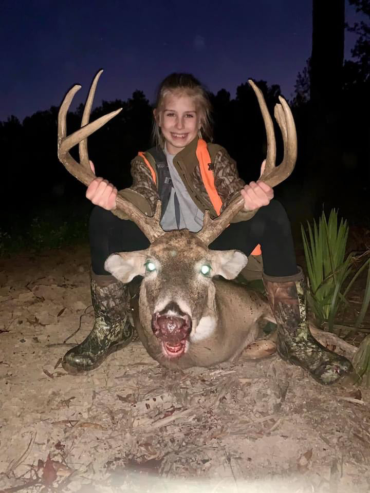 Morgan Rae Kills Buck and Huge Hog – TLO Outdoors