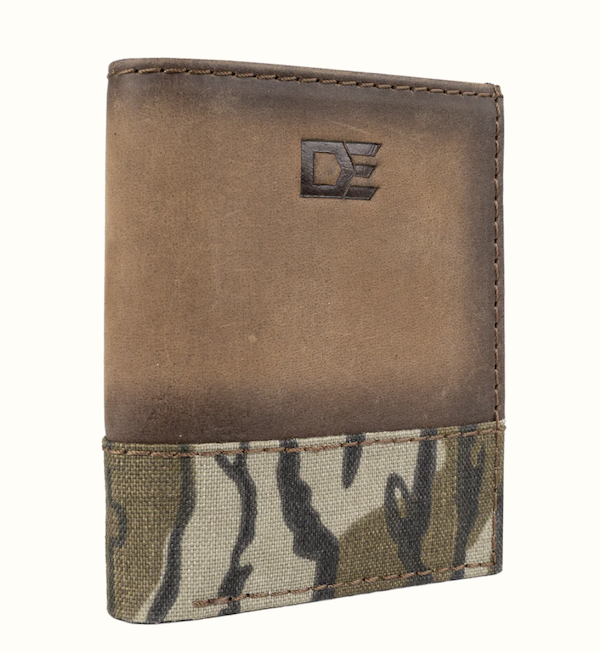 DE TRI FOLD WALLET LEATHER/CAMO – TLO Outdoors